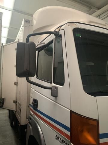 Prodaje se Nissan Atleon kamion hladnjače < 3.5t na aukciji