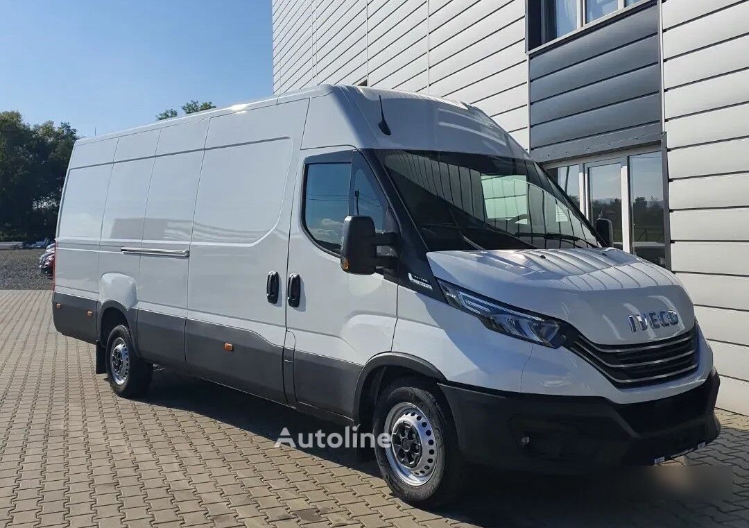 Novi IVECO DAILY 35S18HA8 minibus furgon