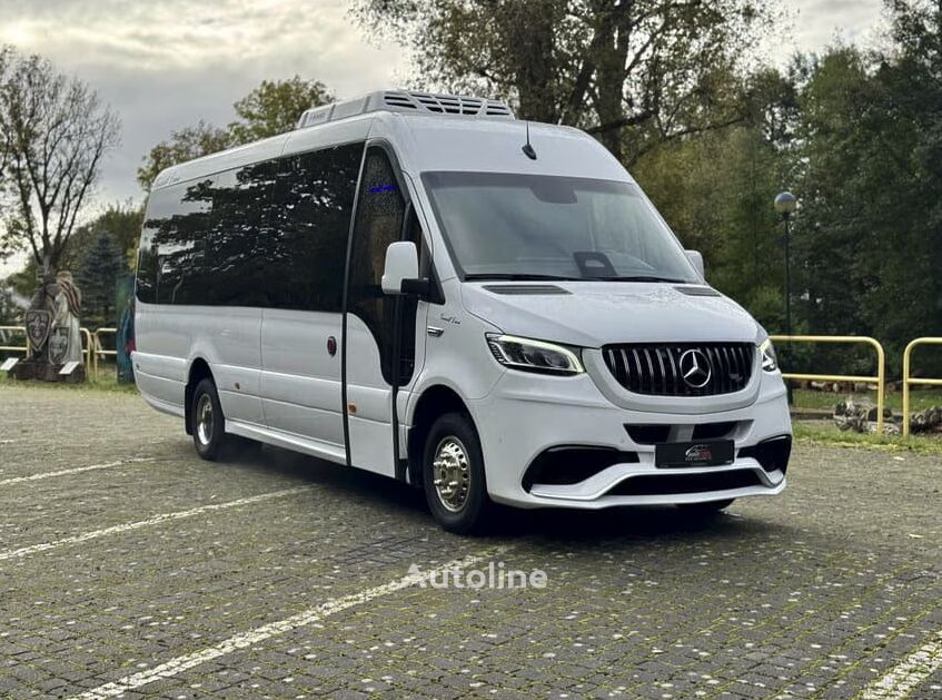 Novi Mercedes-Benz Sprinter 519 putnički minibus