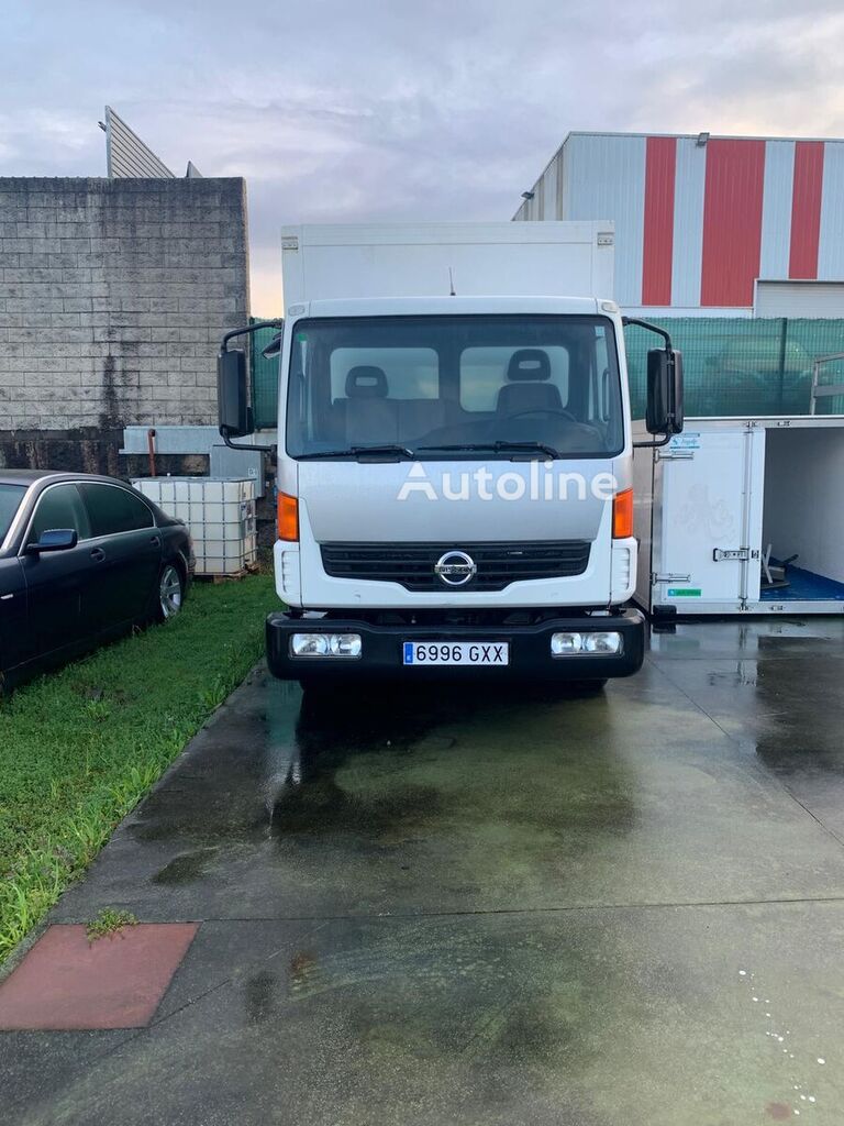 Prodaje se Nissan Atleon kamion furgon na aukciji