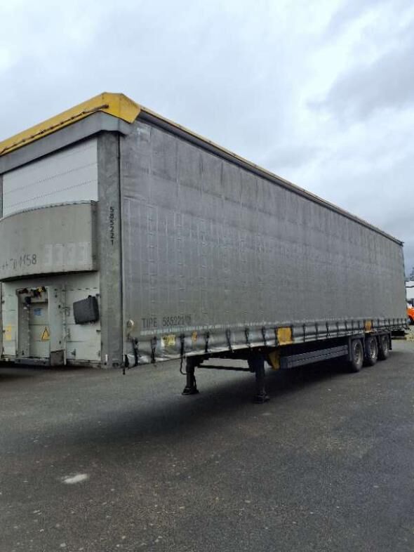 Schmitz Cargobull Trailer Curtainsider Lifting + Sliding Roof Mega poluprikolica sa kliznom ceradom
(585221)
