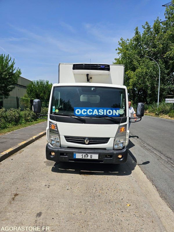 Prodaje se Renault MAXITY kamion hladnjače na aukciji