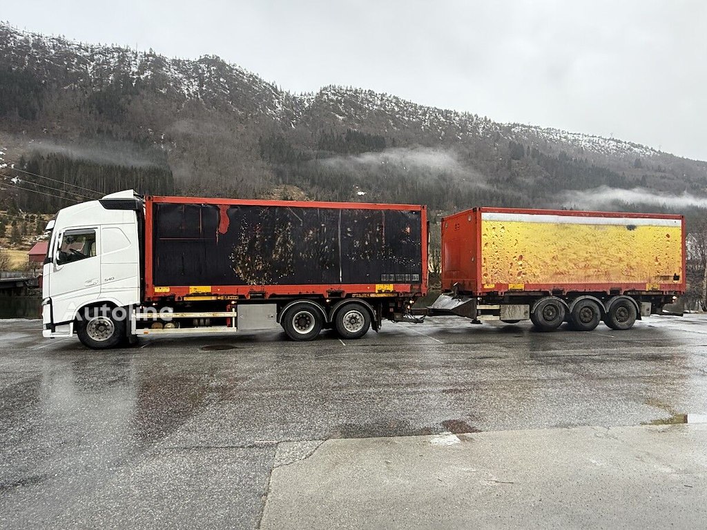 Volvo FH 540 kamion s ceradom