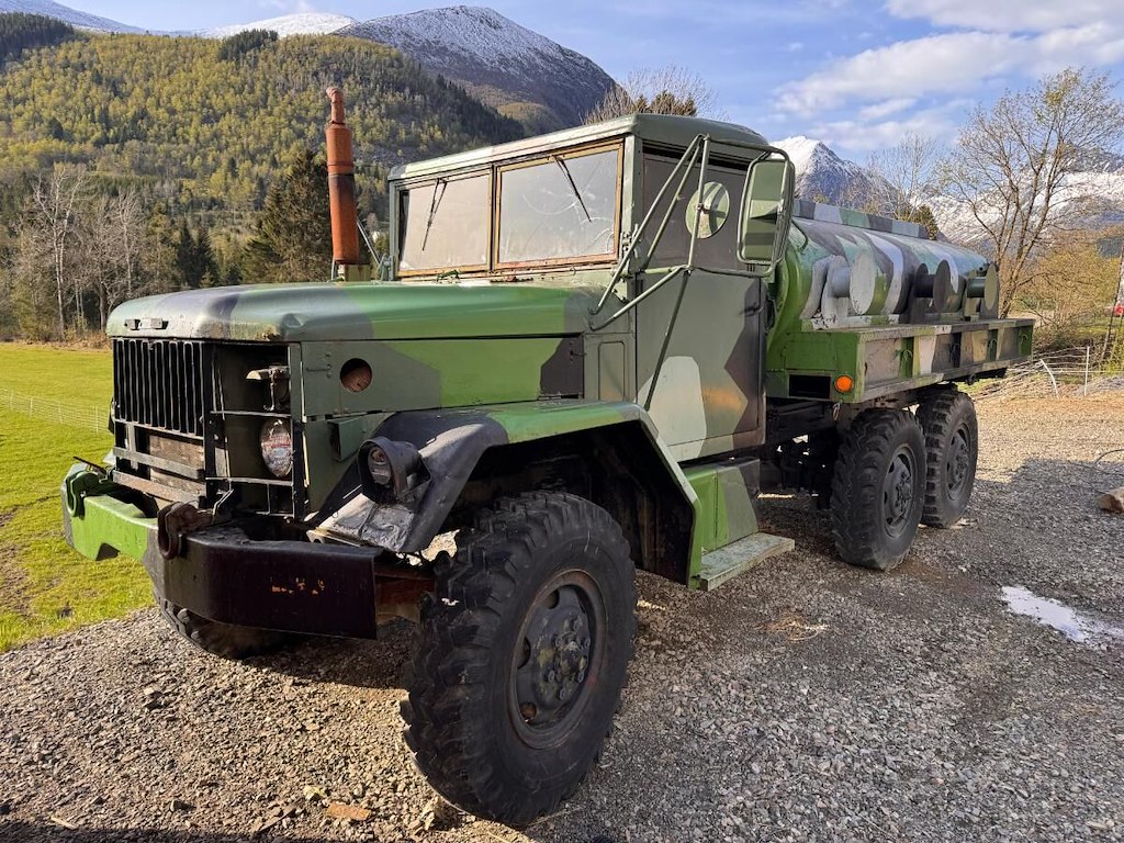 Prodaje se Diamond Reo Andre M622 militær tankbil 6x6 - Rustfri tank med 2 kammer autocisternu za gorivo na aukciji