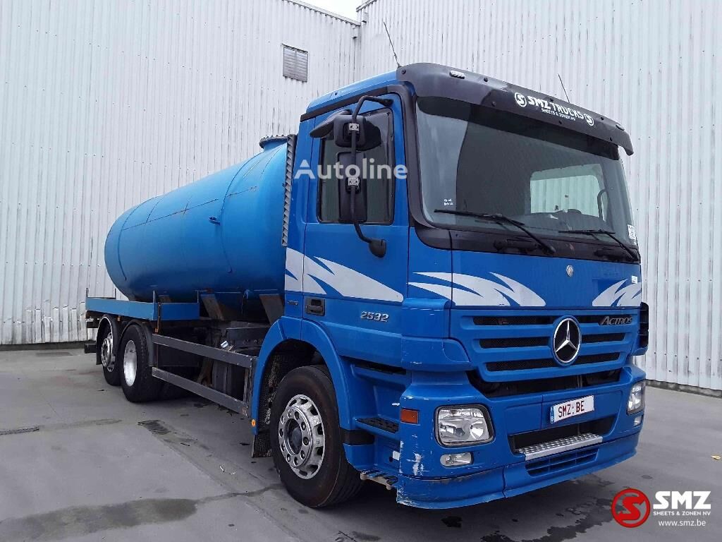Mercedes-Benz Actros 2532 autocisterna
