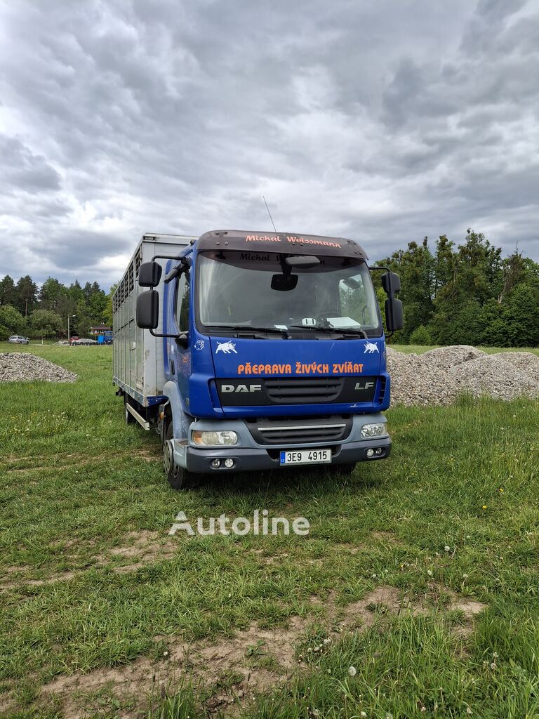 DAF LF220 kamion za prevoz stoke