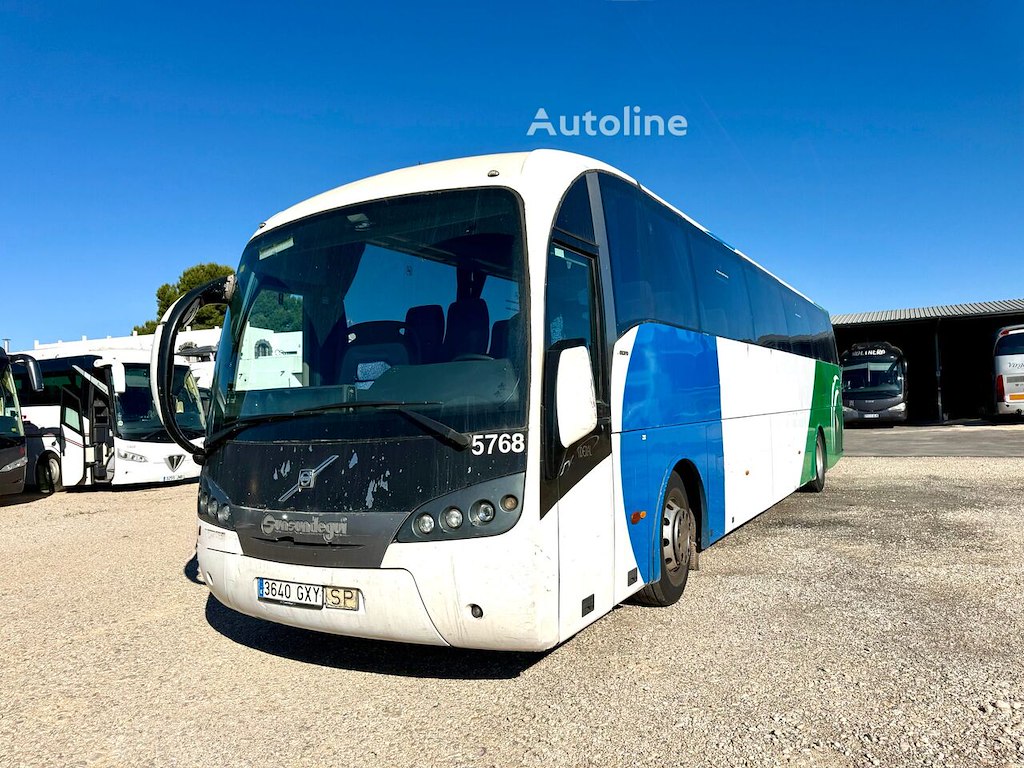 Volvo B9R turistički autobus