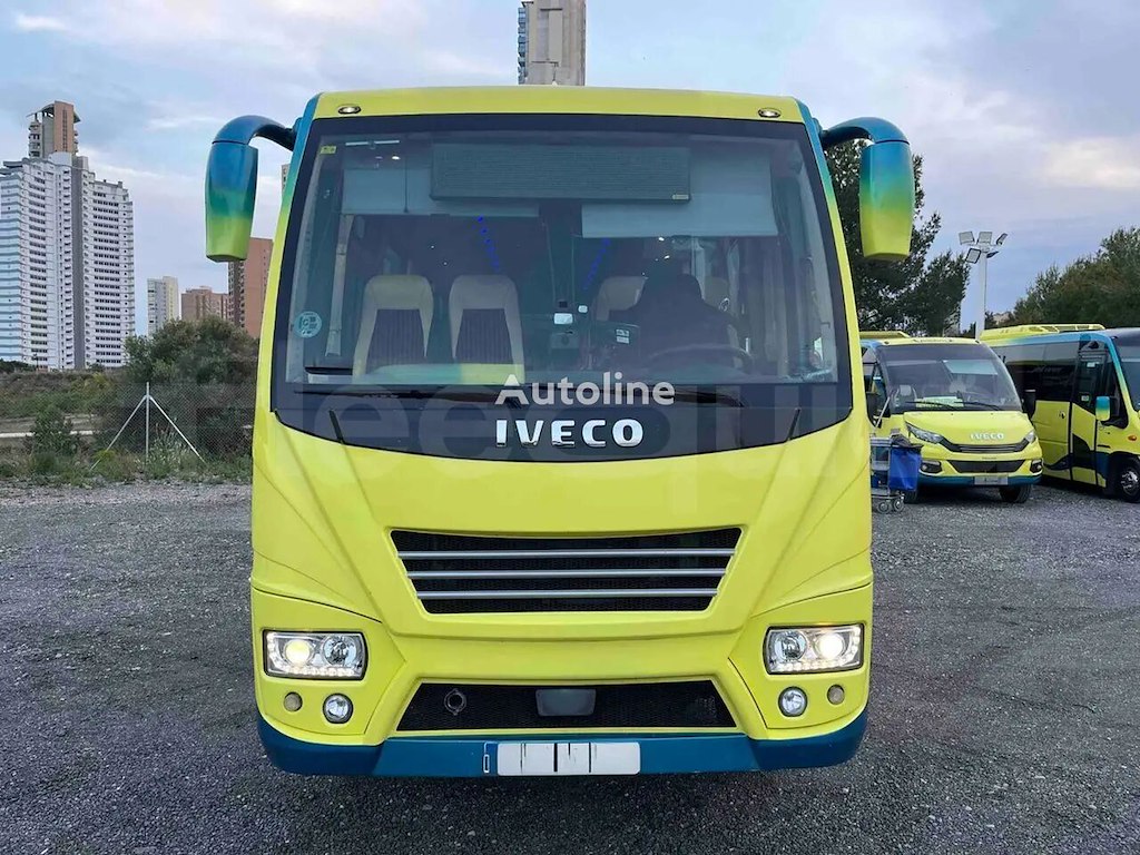 IVECO Ferqui prigradski autobus