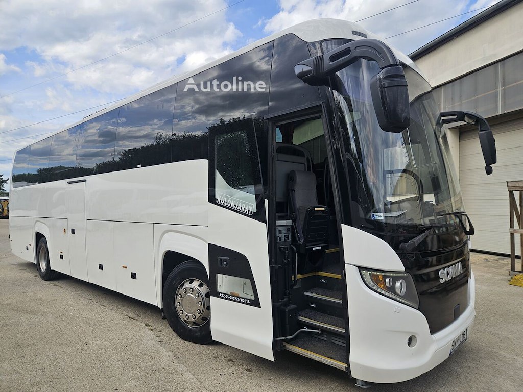 Scania Touring prigradski autobus