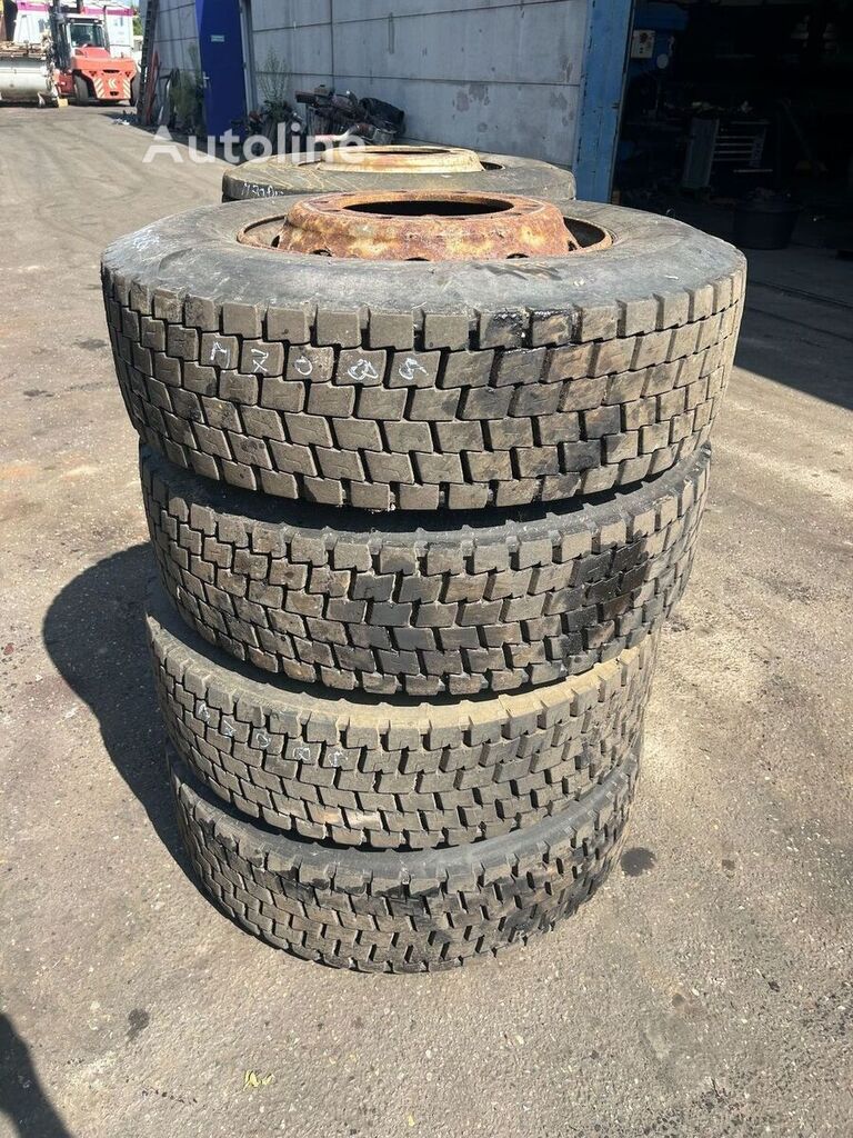 Hankook 305/70 R22.5 točak