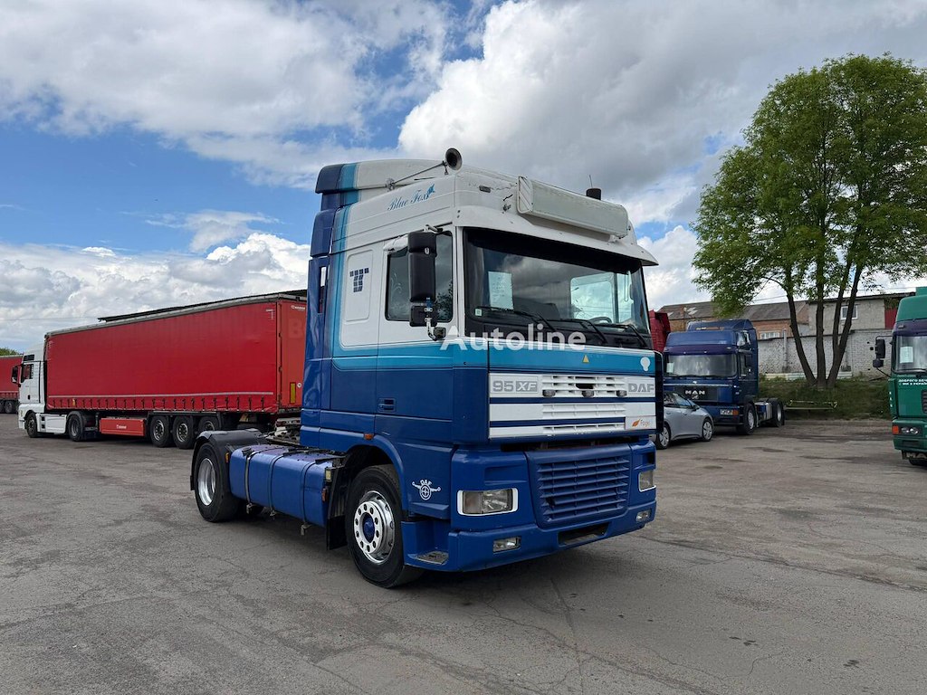 DAF XF 95 430 tegljač