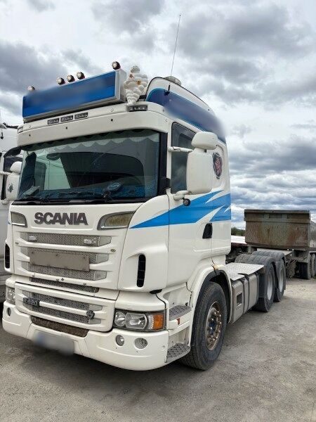 Scania R620 *6x4 *HYDRAULICS *MANUAL *RETARDER tegljač