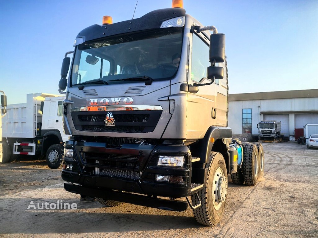 Howo TX 480 tegljač