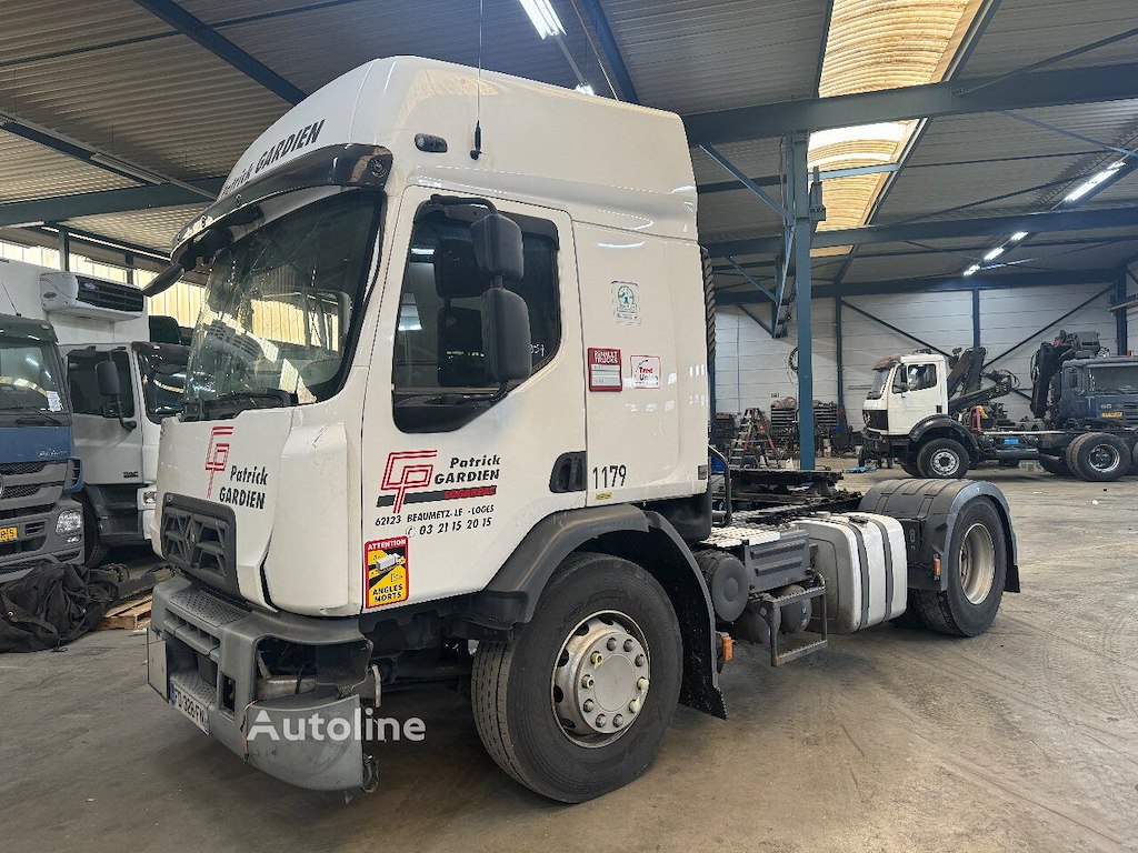 Renault D tegljač