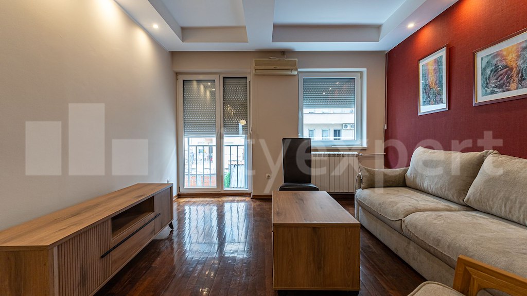 Stan za izdavanje BEZ PROVIZIJE: Trosoban, 90m², Starca Vujadina, Zvezdara - 850€