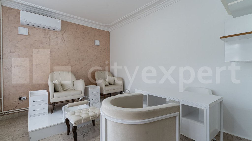 Lokal za izdavanje BEZ PROVIZIJE: Ostalo, 80m², Beranska, Voždovac - 650€