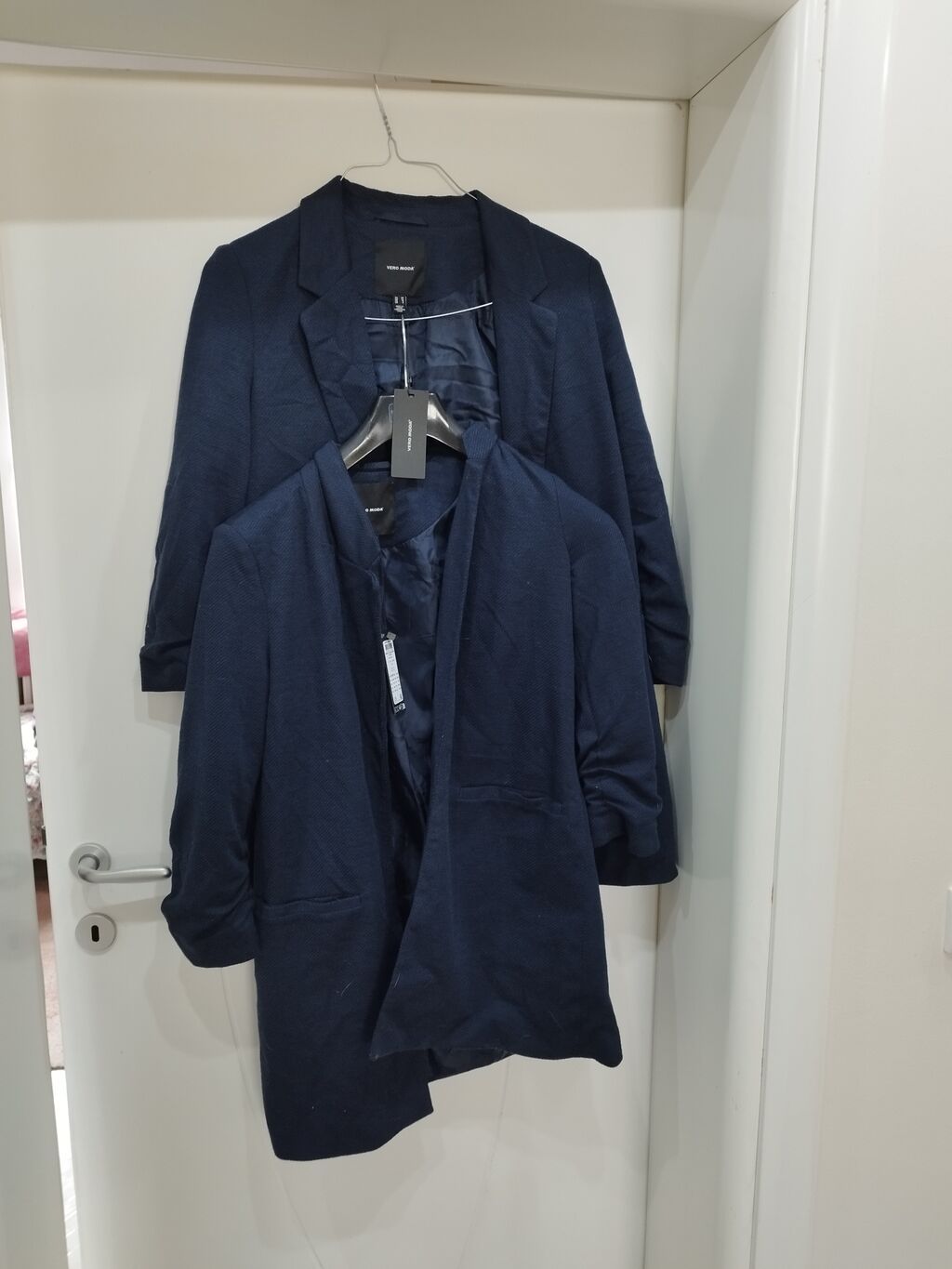 Kostim Vero Moda, bоја - Tamnoplava