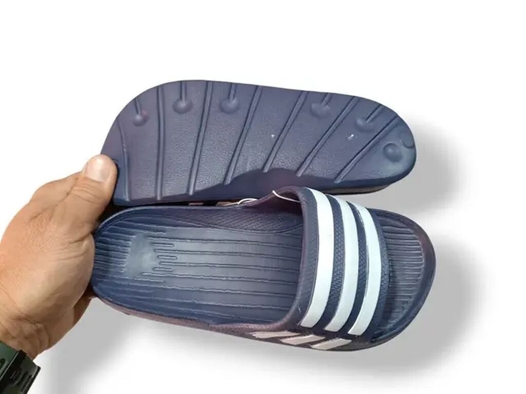 Muške klompe/papuce – sportske “slide” sandale - Dizajn sa jednom