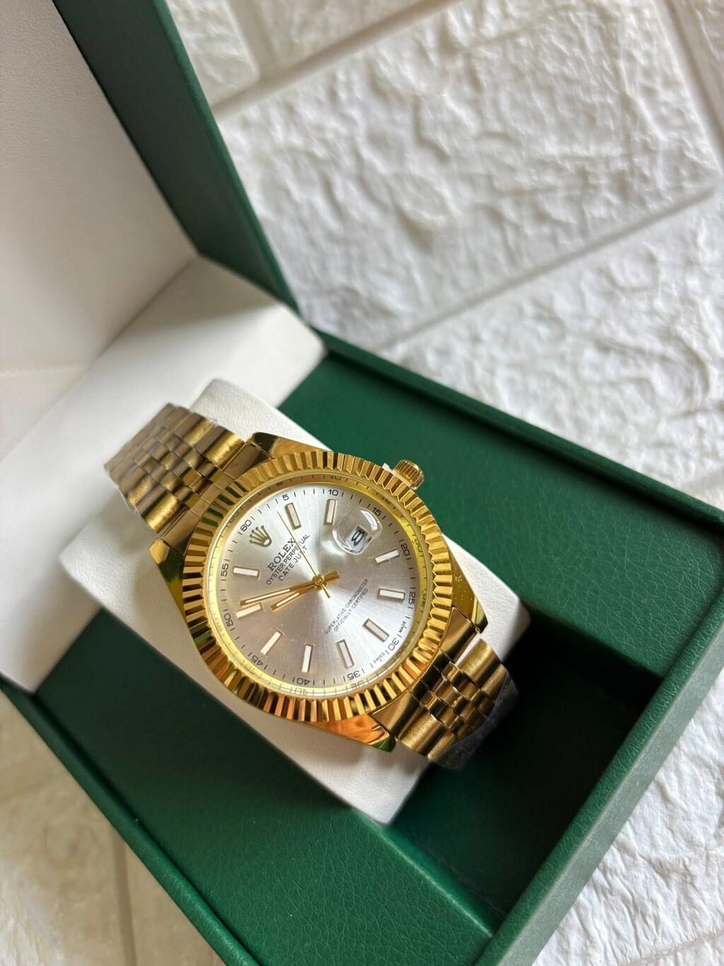 Zlatni muški ručni sat – dizajn inspirisan Rolex Oyster