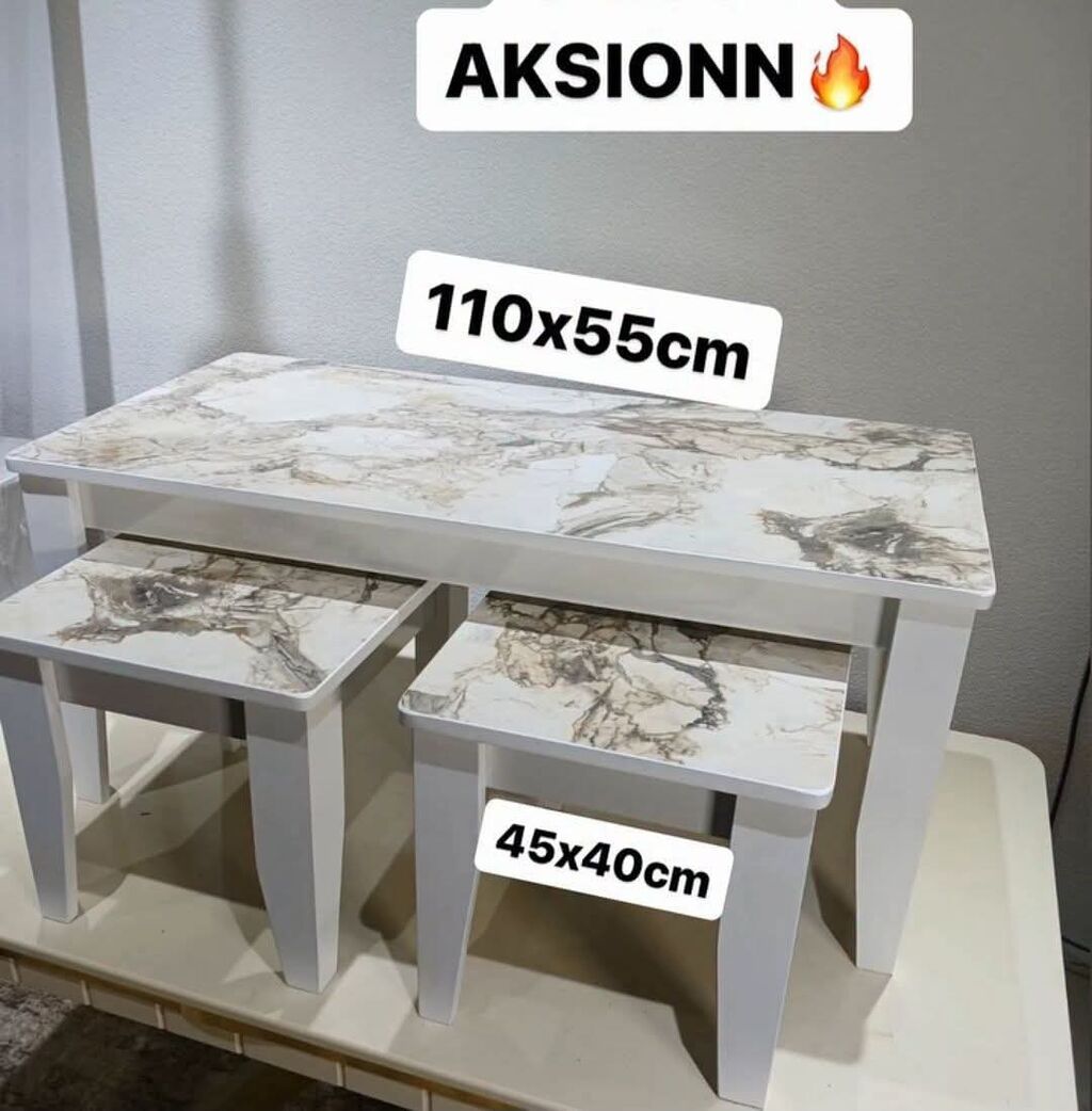 Set klub sto + dve pomoćne klupe/stoliće - Moderan beli set sa