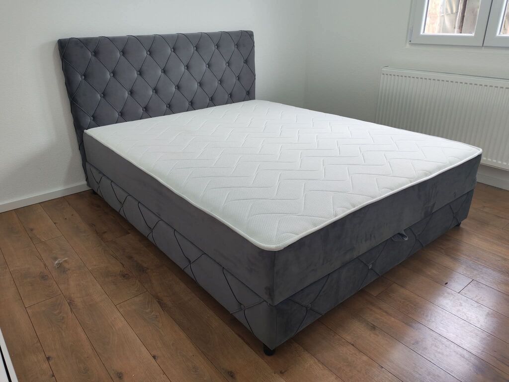 Francuski lezaj Stil Dimenzija 210x160cm Zicano jezgro Akcijska cena