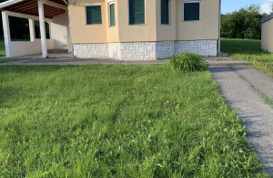 Prodajem kucu u Vrbovnu