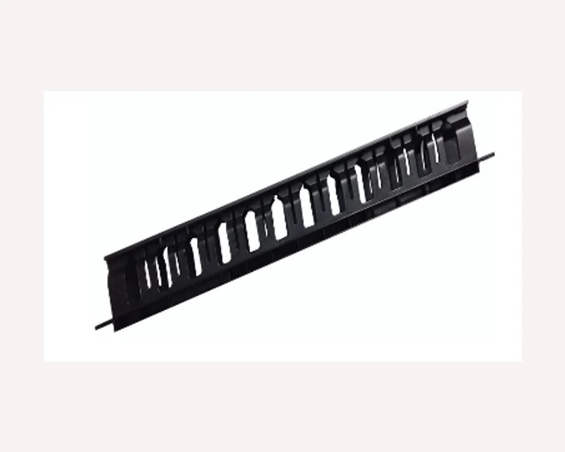 MAXPRO LINE Panel ranžirni 19 inča, kanalica, plastični, 1U