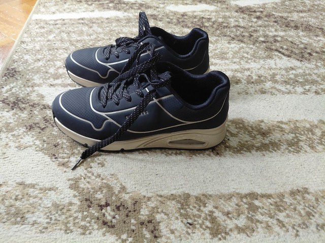 Skechers patike