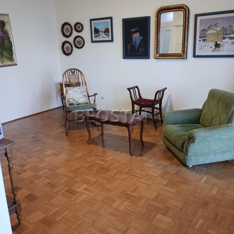 Novi Beograd - Blok 61 #67453
600 €