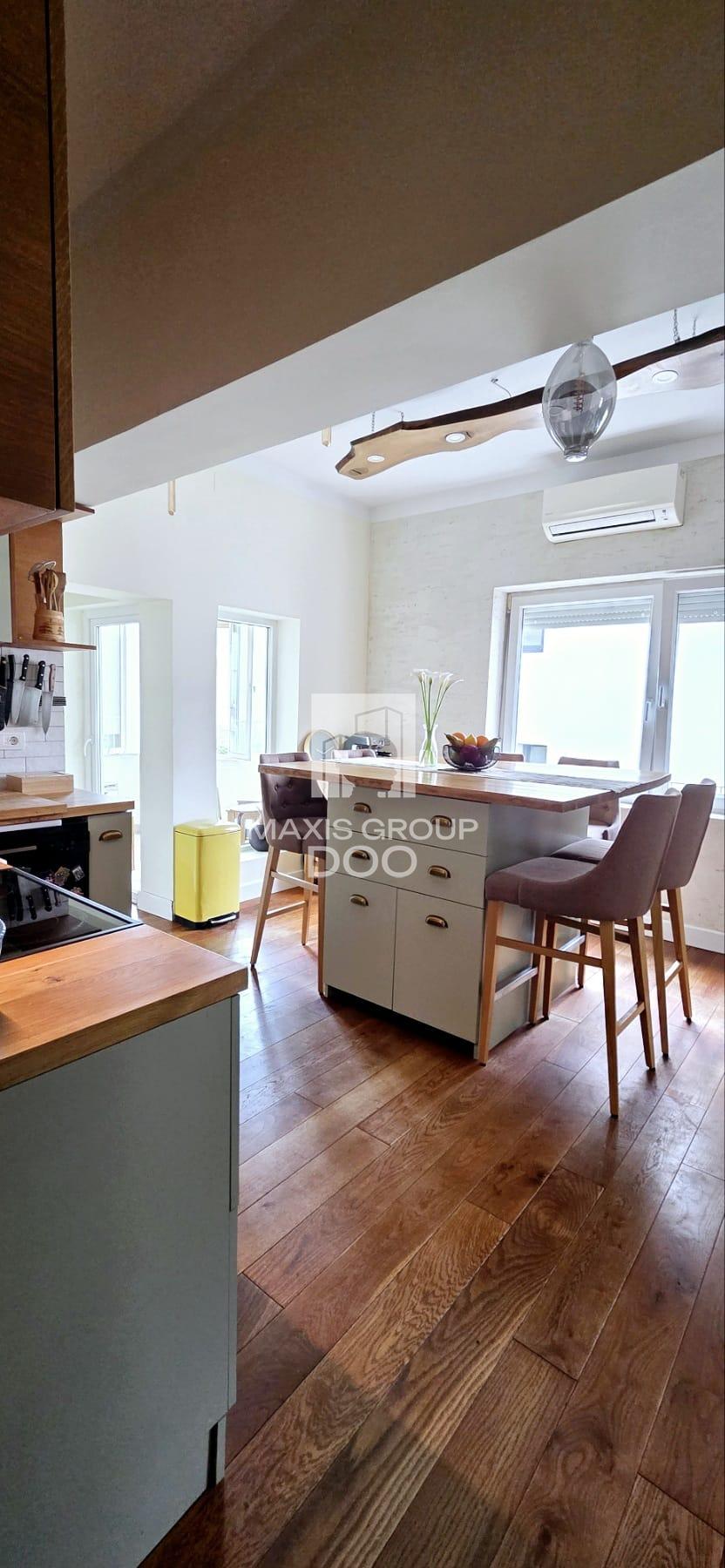 Kompletno namešten 3.5 stan kod Čuburskog parka ID#1897
375.000 €