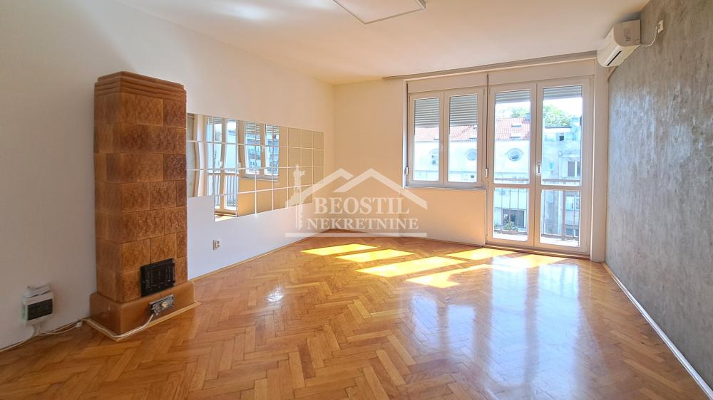 Stari grad - Cara Dušana - 2 terase, parking ID#25134
289.000 €