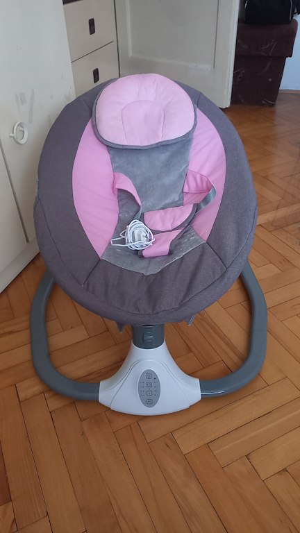 Njihalica za bebe