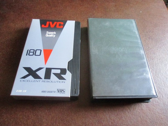 VIDEO kaseta JVC XR E-180 + PVC omot