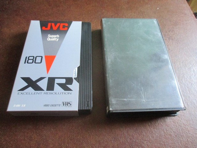 VIDEO kaseta JVC XR E-180 + PVC omot