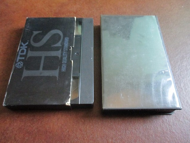 VIDEO kaseta TDK HS E-240 + PVC omot