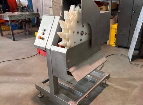 Klanica Linco, systemate, Meyn Wing portion cutter