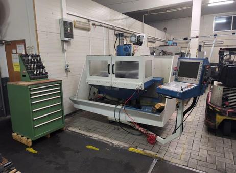 Glodalica TOS FNG 40 CNC A