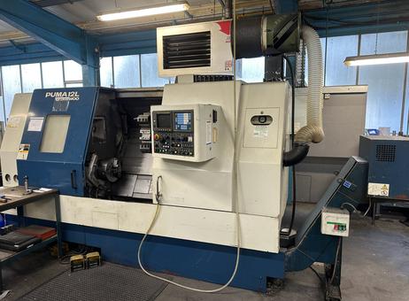 Daewoo Puma 12L CNC токарски струг (1996)