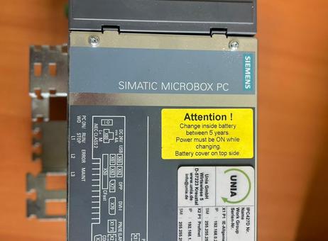 SIMATIC MAJKROBOKS PC Simens SIMATIC MAJKROBOKS IPC 6AG4140-4BL14-0DB0 Industrijski PC 2016 IPC427C