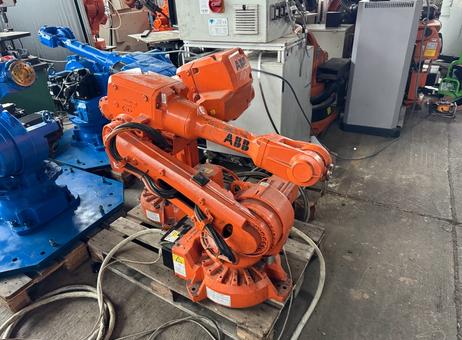 Робот ABB Robotics IRB 2600 20/1.65 IRC5 M2004, Multimove 12 оси, 2 робота