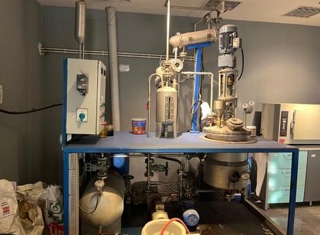 Farmaceutska/hemijska mašina Özel yapıp 2020