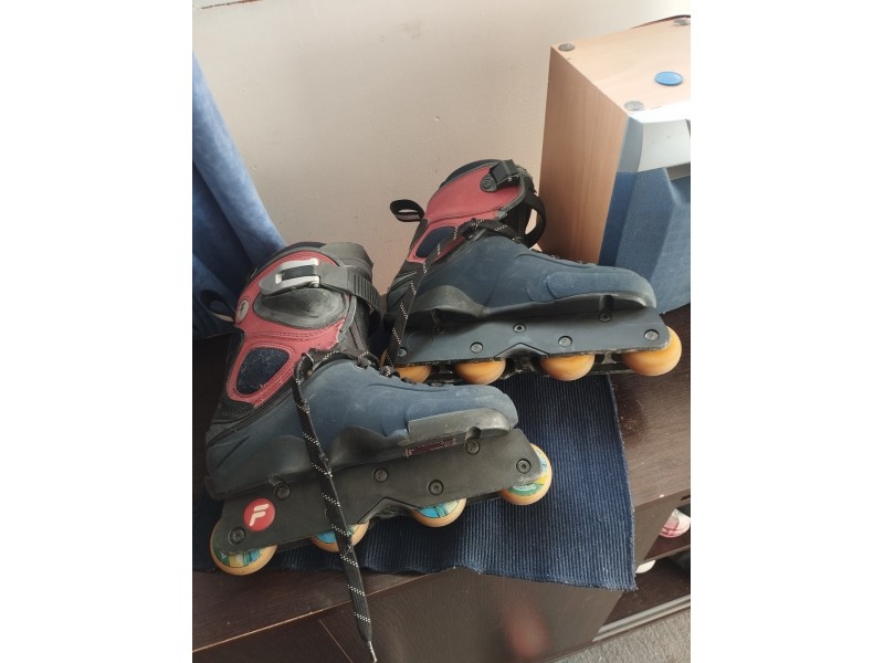 FILA Agresiv Roleri Broj 40 Potpuno ispravni