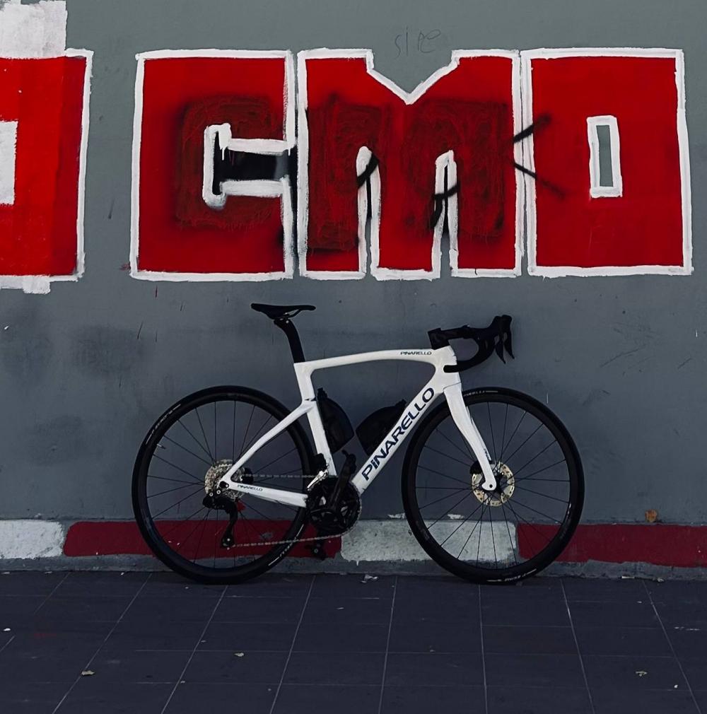Pinarello F5 105di2 2x12 (Size-M)
