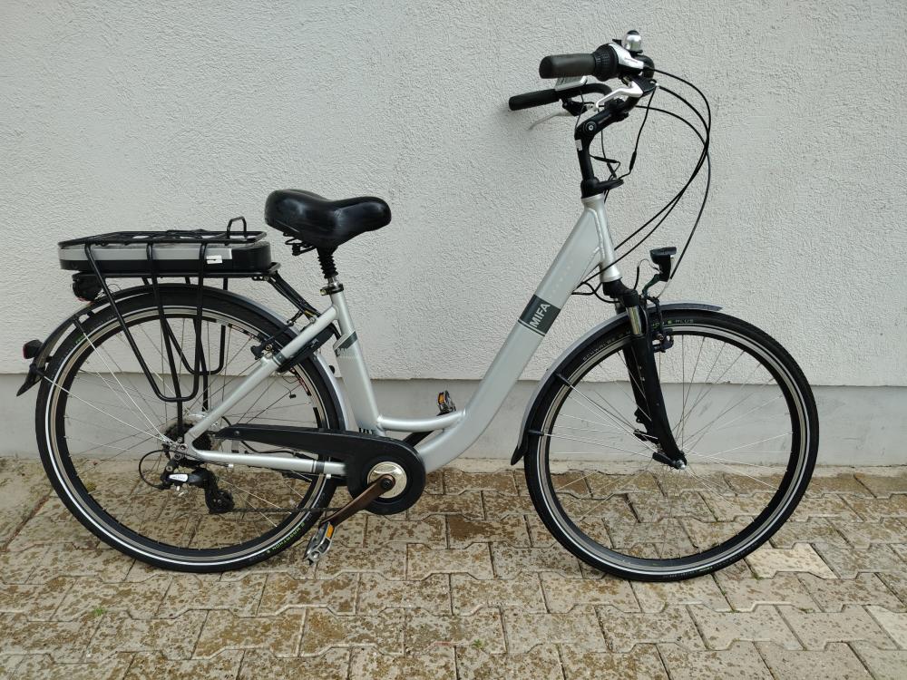 Elektro bicikl Mifa sa 2 baterije