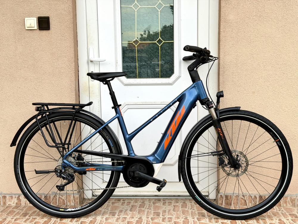 KTM MACINA LIFE 28 Vel-46cm Deore 500wh