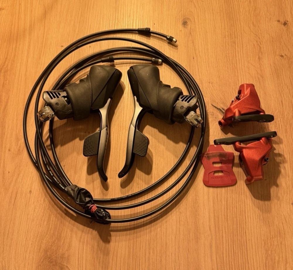 Sram Force AXS grupa 2x12 sa powermeter pogonom