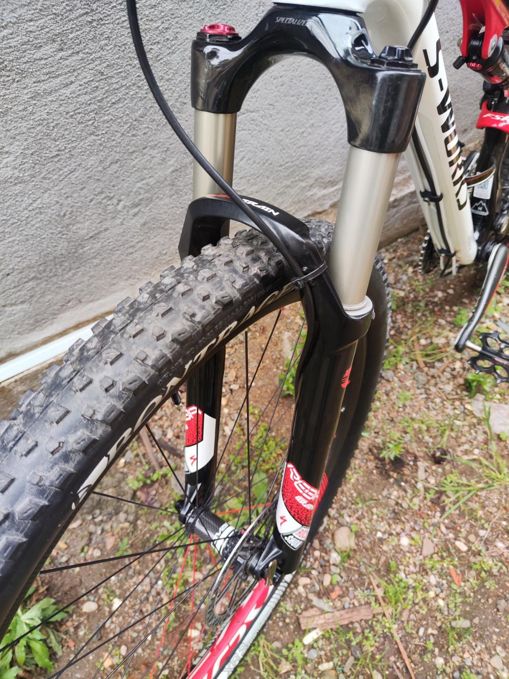 Rock shok Reba carbon brain 29