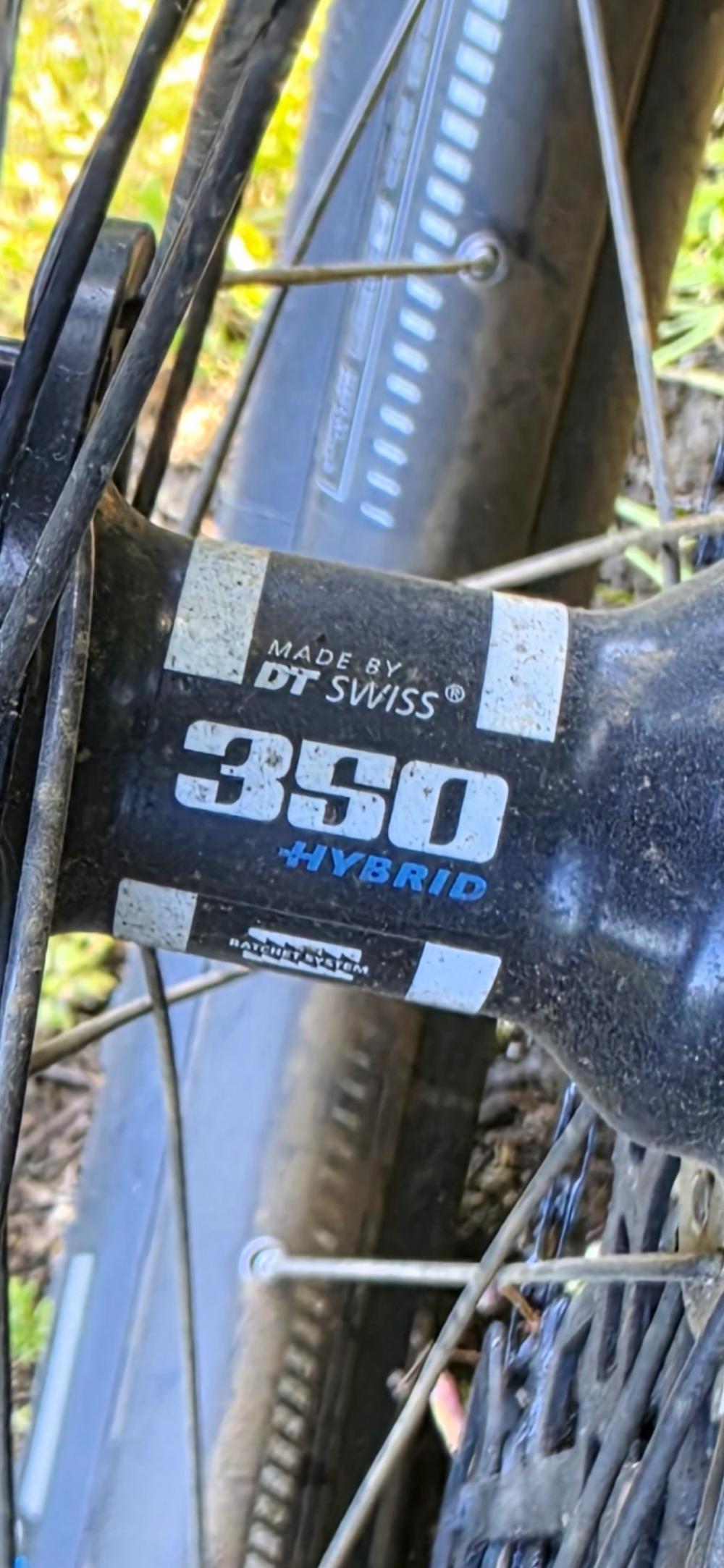 BRUTALAN e-MTB točak 27.5" (32ž) – DT Swiss 350 Hy