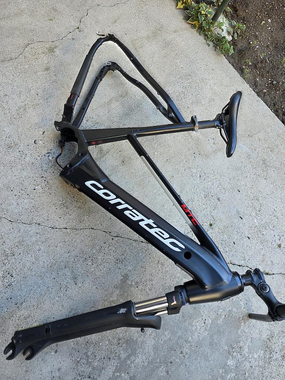 Corratec mtc 29er e bike bat 625 bosch,vel M -L