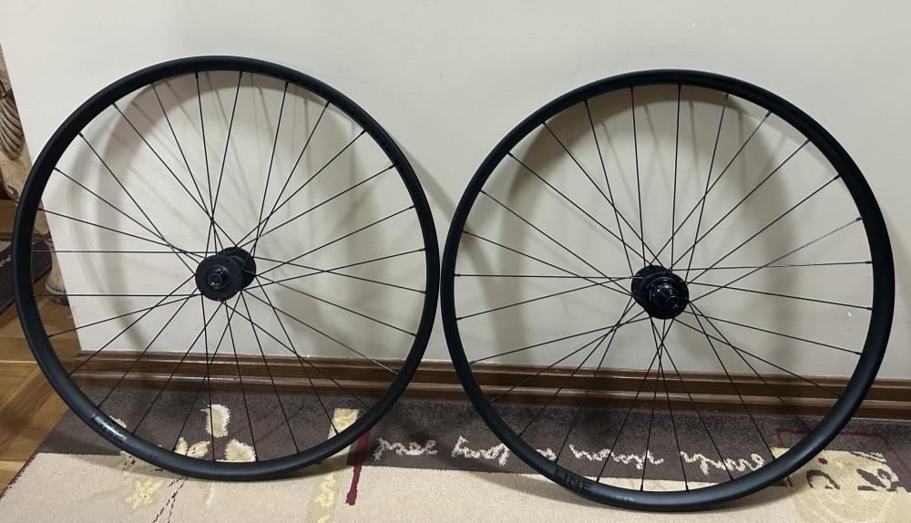 Bontrager Line Comp TLR Boost 29 - Novo
